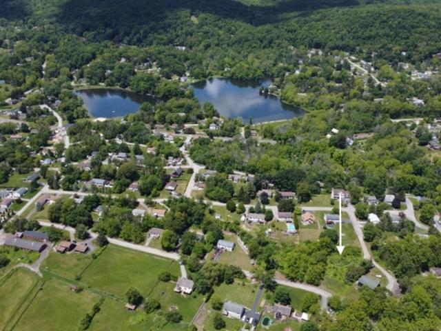 19 Goldenrod Pl, Vernon, NJ 07418 | MLS #3962 | Compass