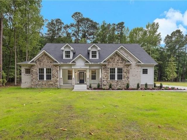 19 Grove Ave, Suffolk, VA 23434