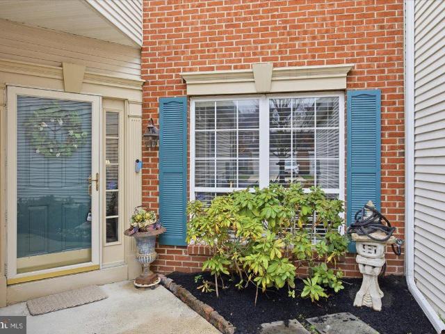 19 Grand Banks Cir, Marlton, NJ 08053 | MLS #NJBL2110
