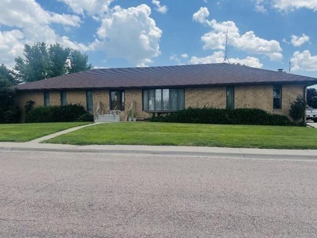 19 Grassland Ridge Ct, Grant, NE 69140