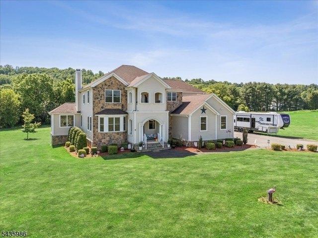 19 Green Valley Way, Harmony Township, NJ 08865