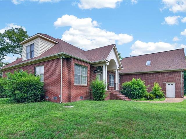19 Hampshire DR
