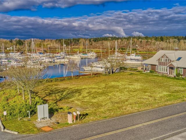 19 Harbor Seal Dr, Point Roberts, WA 98281 | MLS #2504