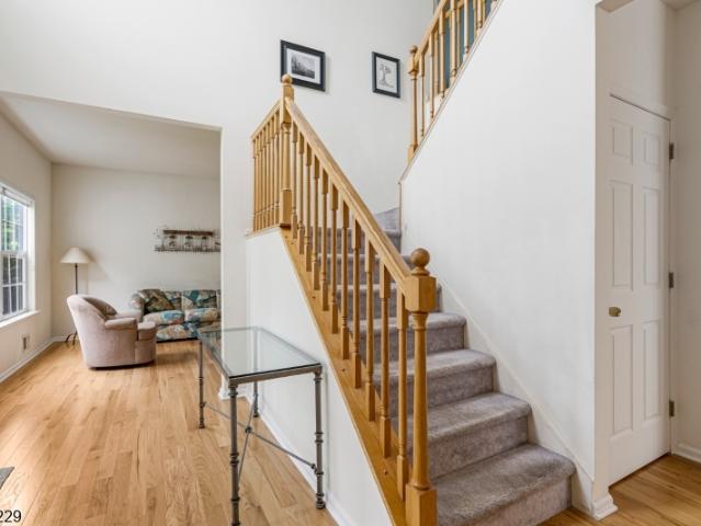 19 Heinrick Way