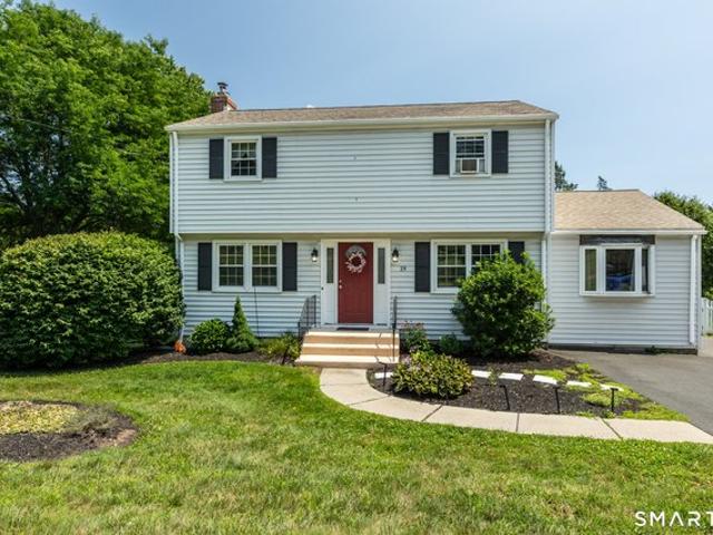 19 Hillside Dr, Ellington, CT 06029