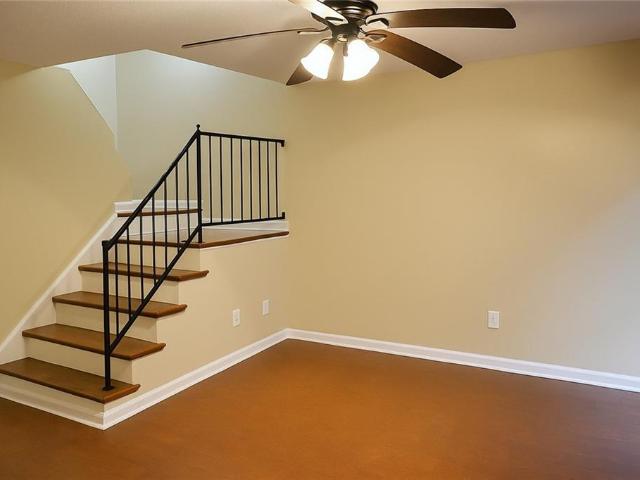 19 Houmas Place # C