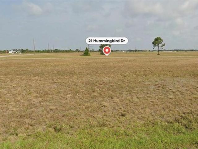 19 Hummingbird Dr, Placida, FL 33946
