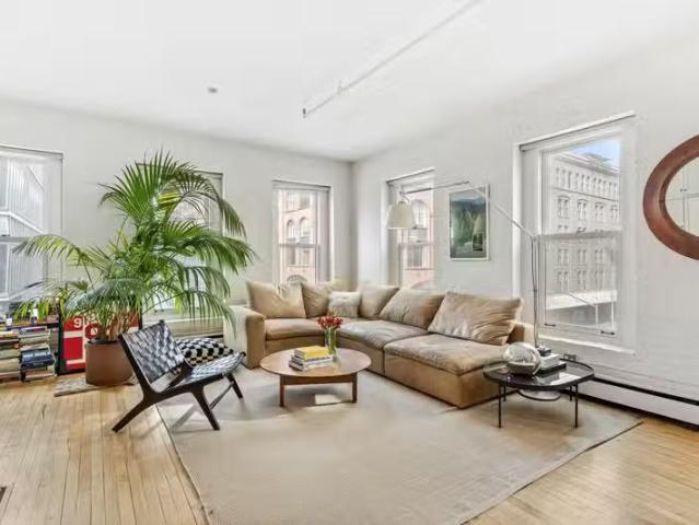 19 Hubert Street, Unit 3