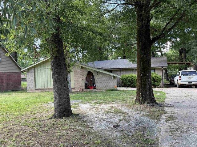 19 Jackson Dr, McGehee, AR 71654