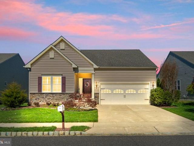 19 Josie Ln, Atco, NJ 08004