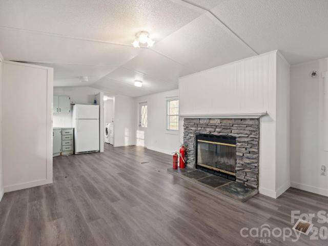 19 Kayce Drive