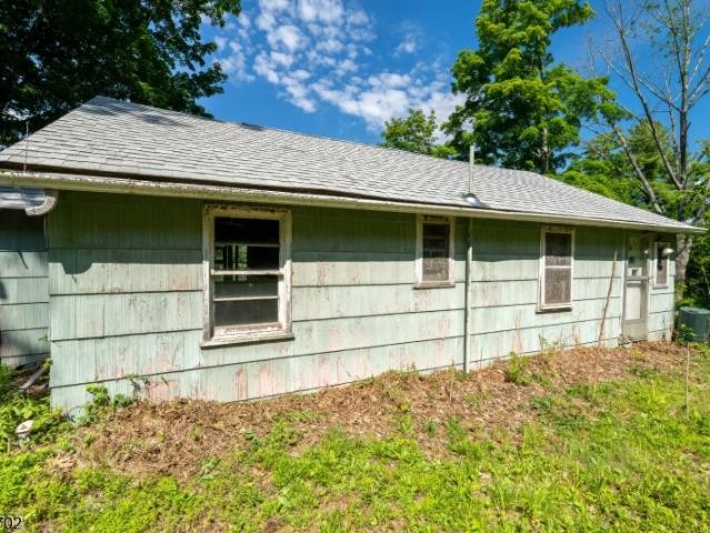 19 Lake Grinnell Ln