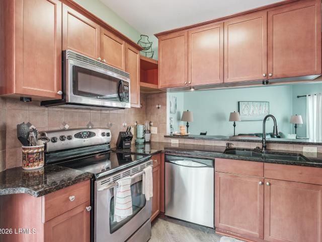 19 Lemoyne Ave, Unit 58, Hilton Head Island, SC 29928 | MLS #195037