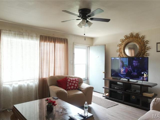 19 Leonard Dr, Cahokia, IL 62206 | MLS #26017 | Compass