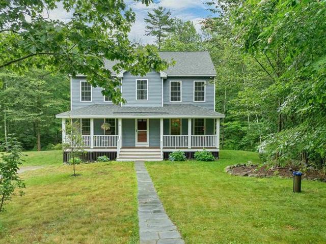 19 Linwood Dr, Alton, NH 03809