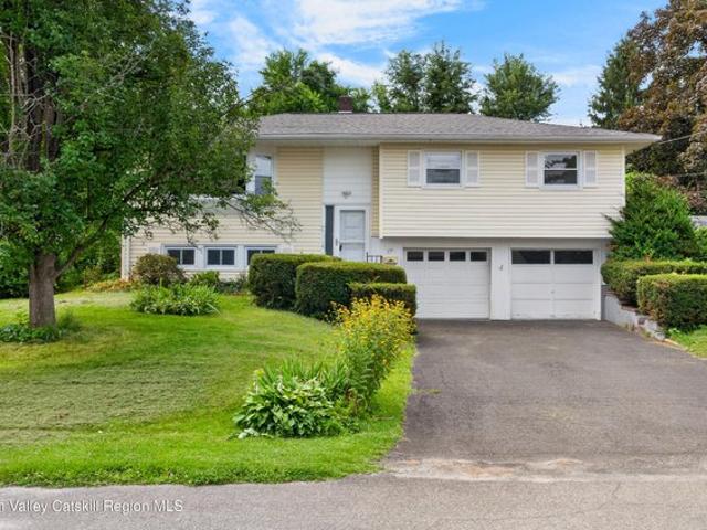 19 Louis Ave, Saugerties, NY 12477