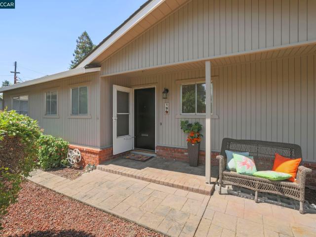 19 Mardock Ct