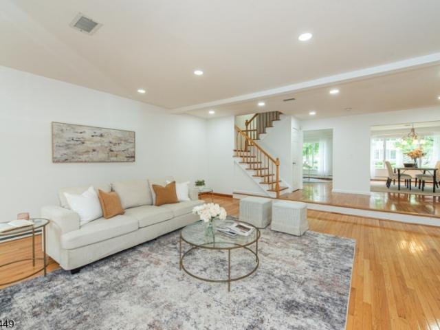 19 Matthew Rd