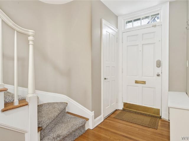 19 Mayfair Lane