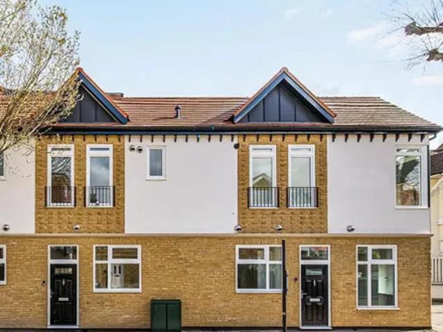 19 Mayfield Avenue, London, W13 9UP, United Kingdom | 2 bed apartment for rent #167231961 | Rentberry