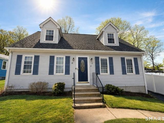 19 Melville Ave, Meriden, CT 06451