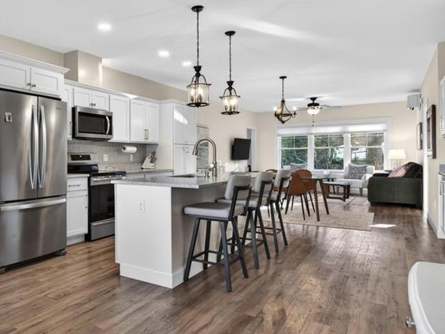 19 Mill Commons Dr Unit 19, Scarborough, ME 04074