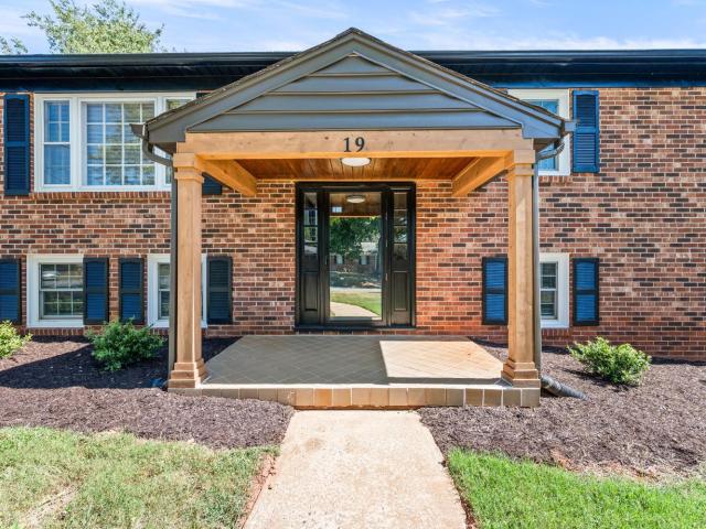 19 Mistletoe Drive