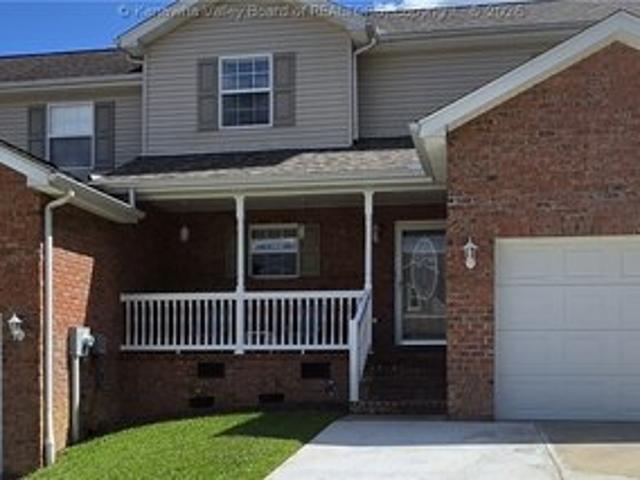 19 Moonlight Dr, Charleston, WV 25071