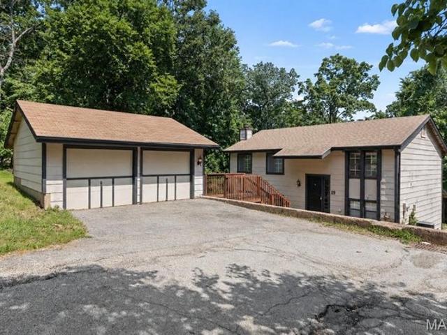19 Muir St, Eureka, MO 63025