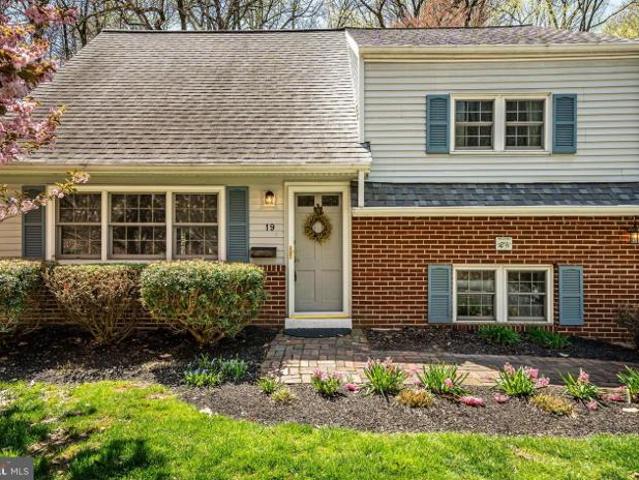 19 N Cedar Hollow Rd, Paoli, PA 19301