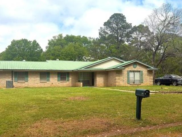 19 N Valley Dr, Texarkana, AR 71854