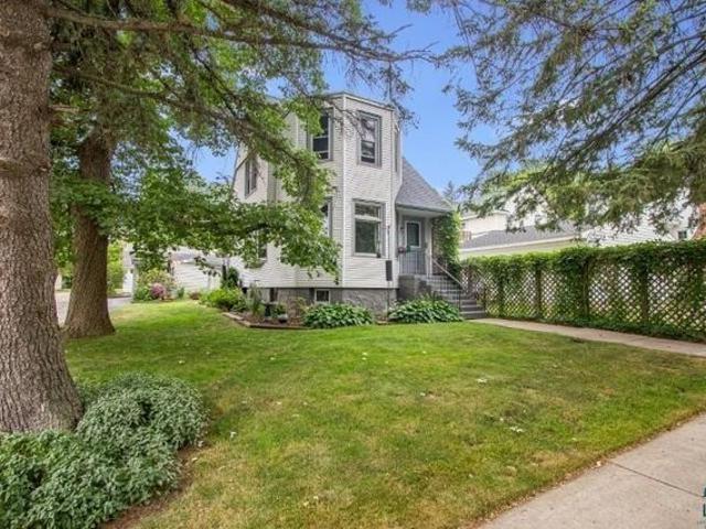 19 N 44th Ave E, Duluth, MN 55804