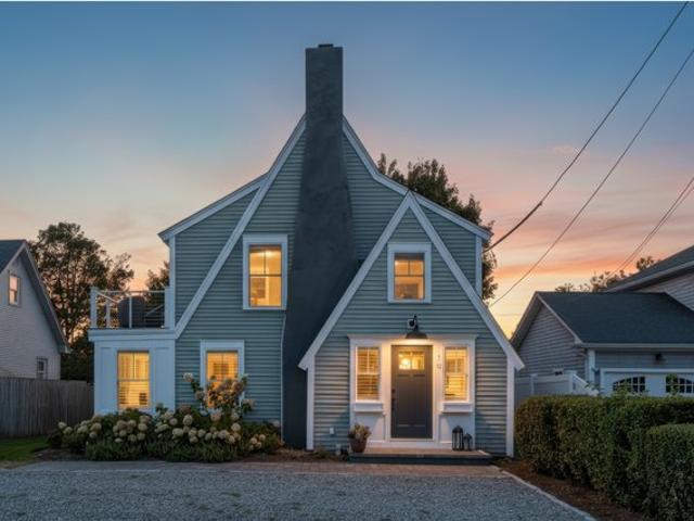 19 Neptune Dr, Old Saybrook, CT 06475