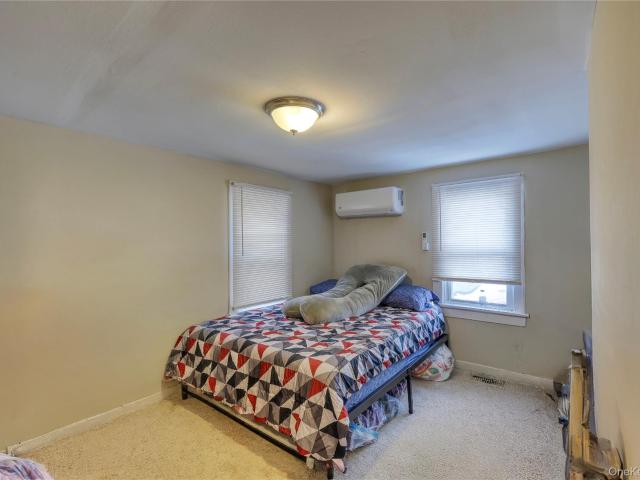 19 Nevins St, Ellenville, NY 12428 | MLS #926696