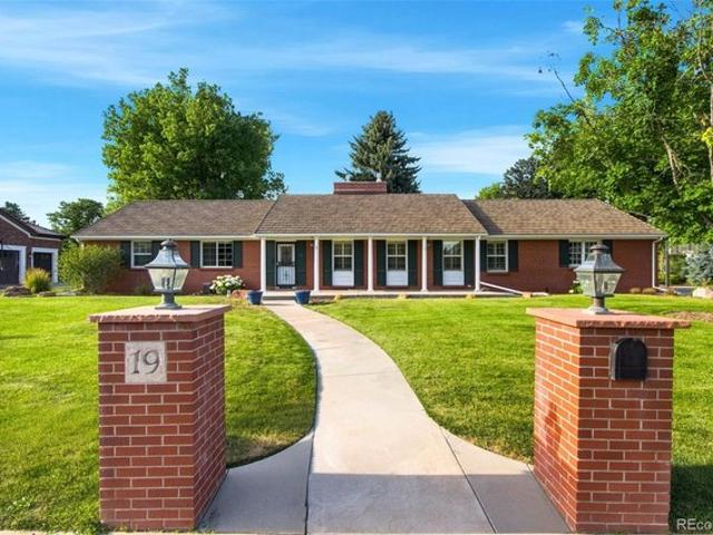 19 Niblick Ln, Littleton, CO 80123
