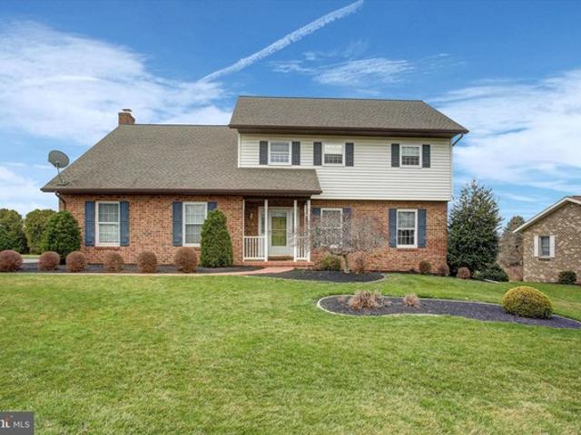 19 Obsidian Dr, Chambersburg, PA 17202