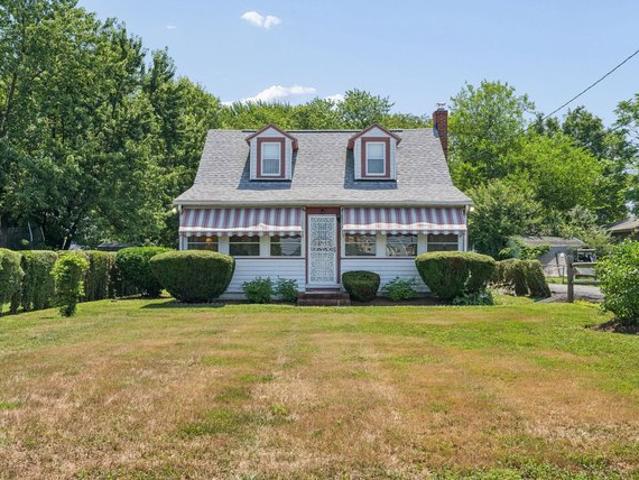 19 Old Solomons Island Rd, Annapolis, MD 21401