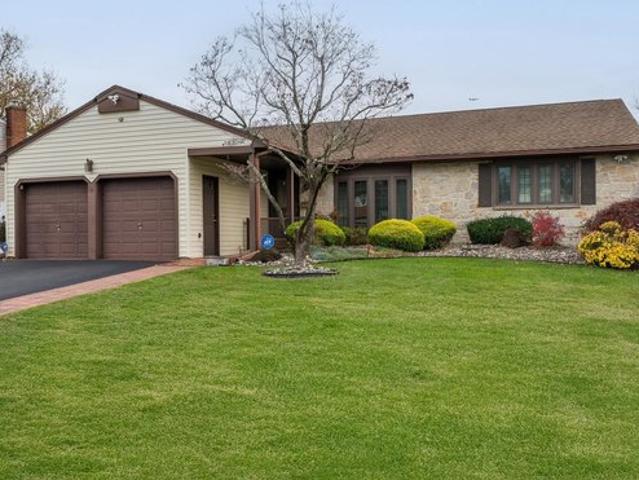 19 Orchid Ln, Cherry Hill, NJ 08002