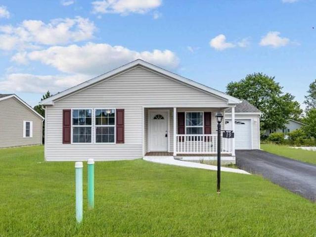 19 Orlando, Poughkeepsie, NY 12603