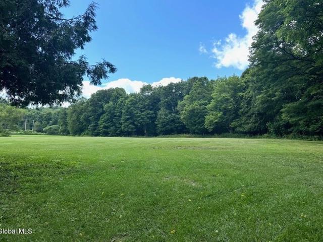 19 Porter Mill Rd, Crown Point, NY 12928