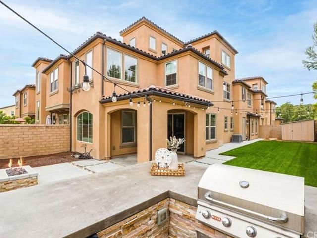 19 Prominence, Lake Forest, CA 92630