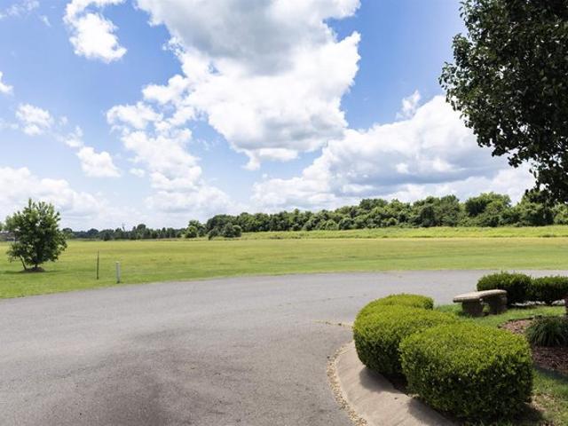 19 Preakness Cv, North Little Rock, AR 72142