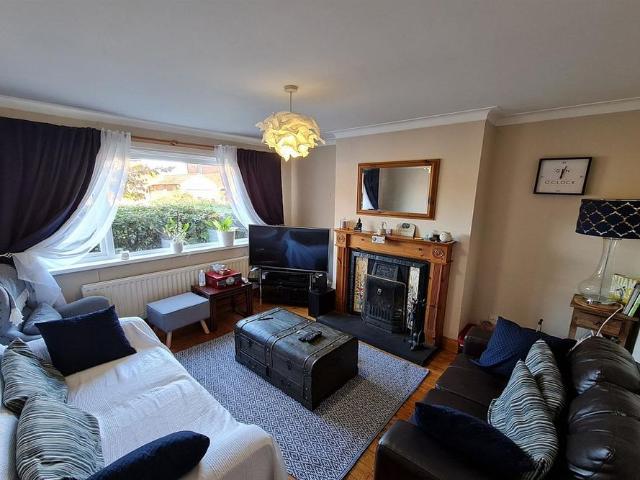 19 Prince Edward Park, Belfast BT9 5FZ