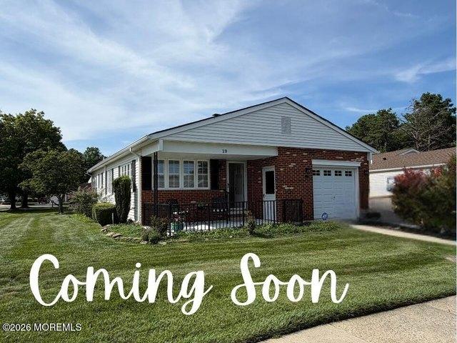 19 Redhook Bay Dr, Toms River, NJ 08757