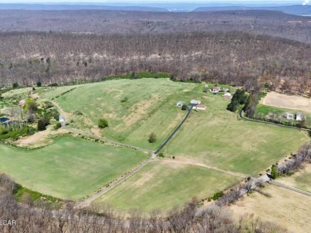19 Reisenweaver Ln, Sugarloaf, PA 18249