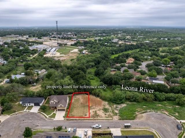 19 Rio Seco Dr Lot 10, Uvalde, TX 78801