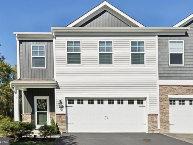 19 Roberta Way, Medford, NJ 08055