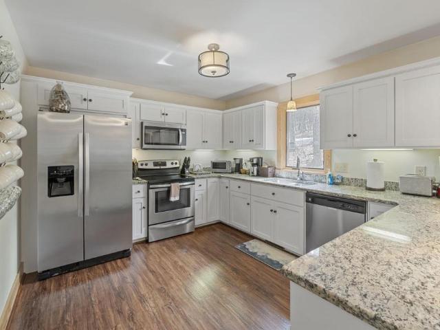 19 Rock Dove Ln