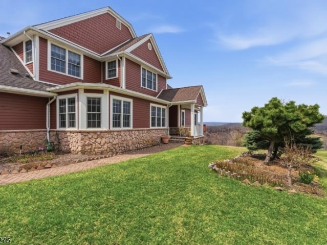 19 Rockhall Ct
