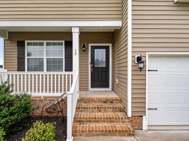 19 Rockwater Way
